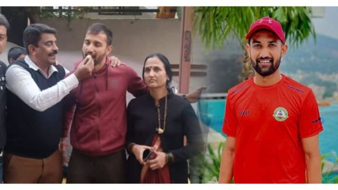 Shubham Dubey Family – Parents, Father, Mother, Siblings